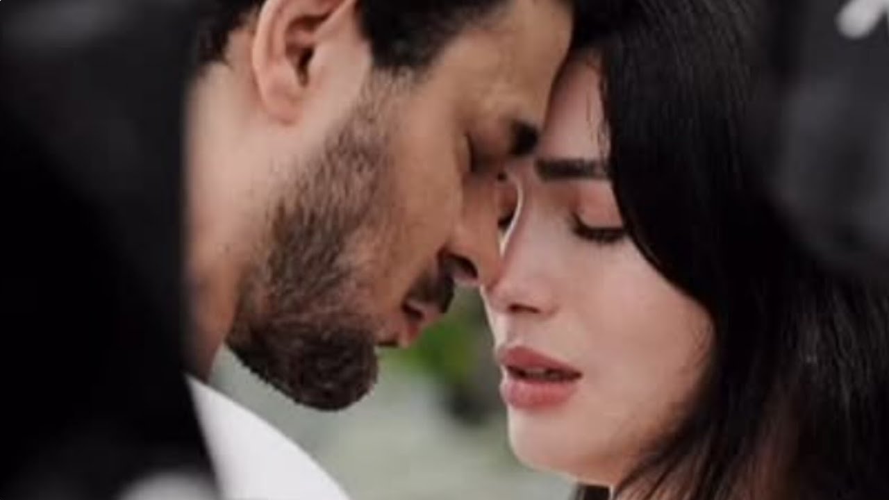 ozge yagiz and burak berkay akgul beautiful party with friends - YouTube