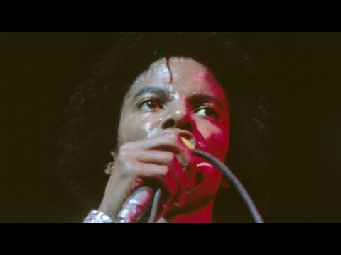 Michael Jackson's Crowd Control during The Destiny Tour, 1979 - YouTube