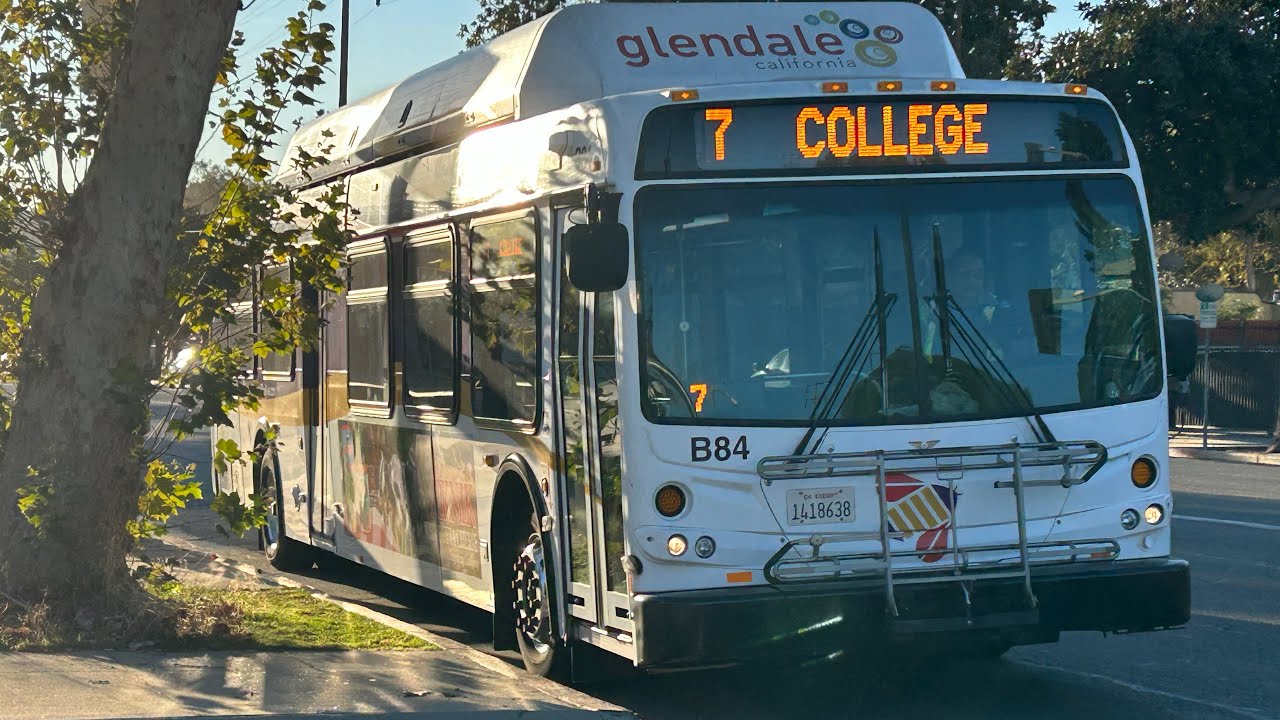 Glendale Beeline 2013 New Flyer C40LFR B84 - YouTube