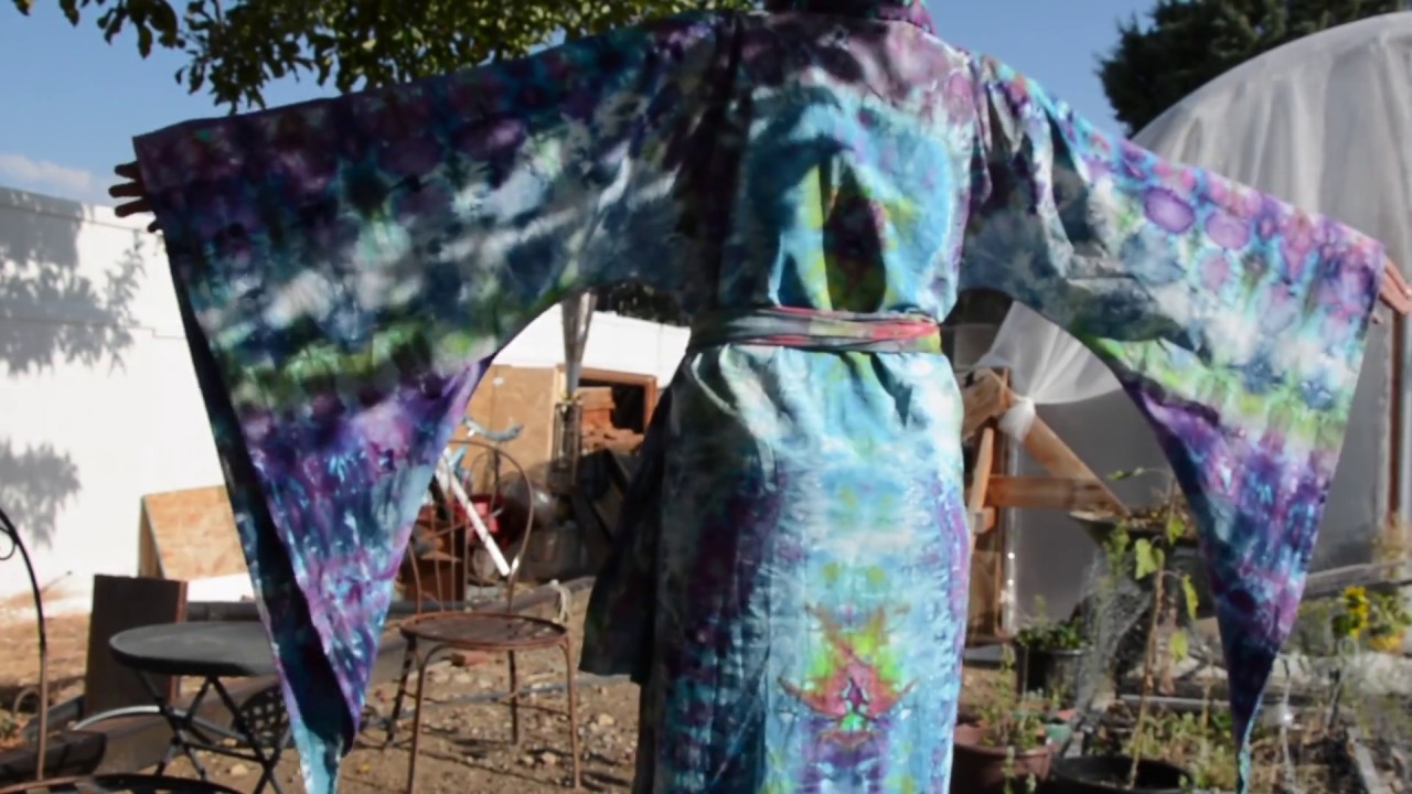 Robe Ice Dye - short version - YouTube