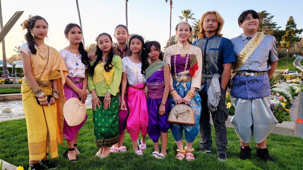 Tum Teav: Oakland Temple - YouTube