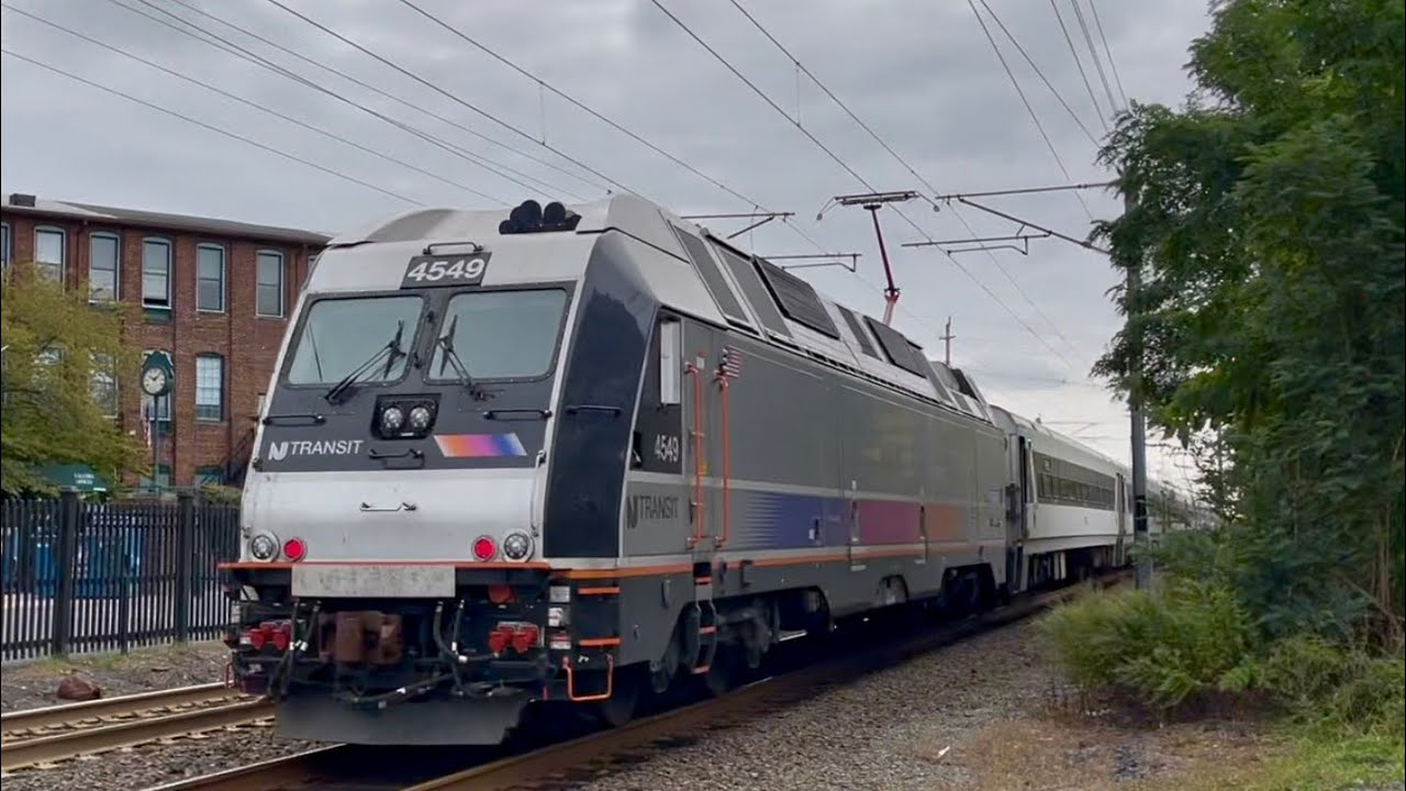 NJ Transit ALP-45A #4549 NJCL Train 3227 Red Bank NJ - YouTube