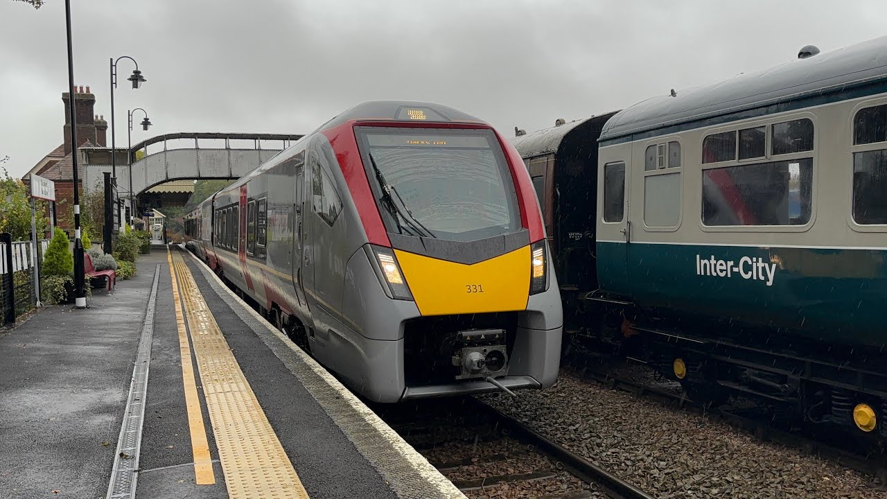 Chappel and Wakes Colne | Trains at and a tour of the station | 19/10 ...