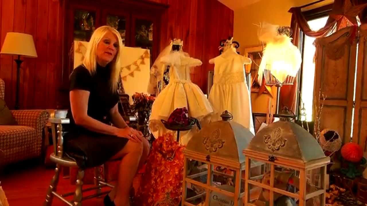 Pouchette by Becca Designs Paris - YouTube