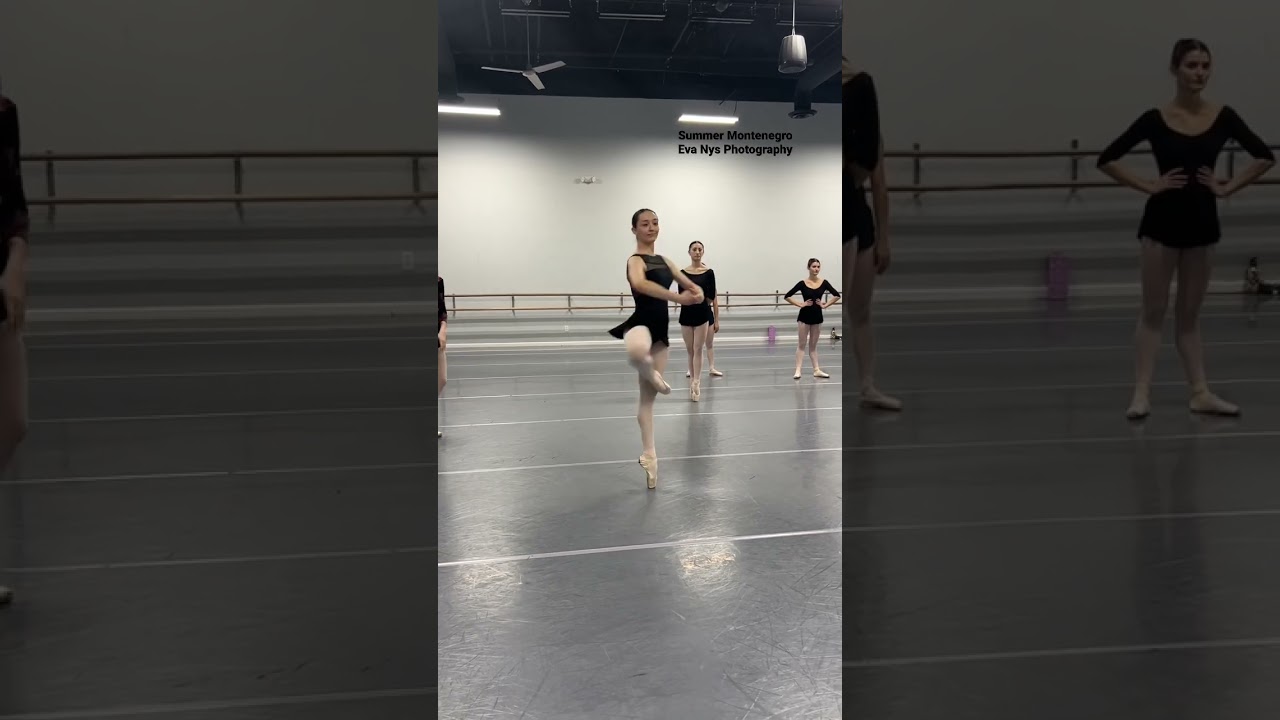 BALLERINA DOES 8 TURNS EN POINTE 🩰🫢 #turning #pirouette #ballet #pointe ...