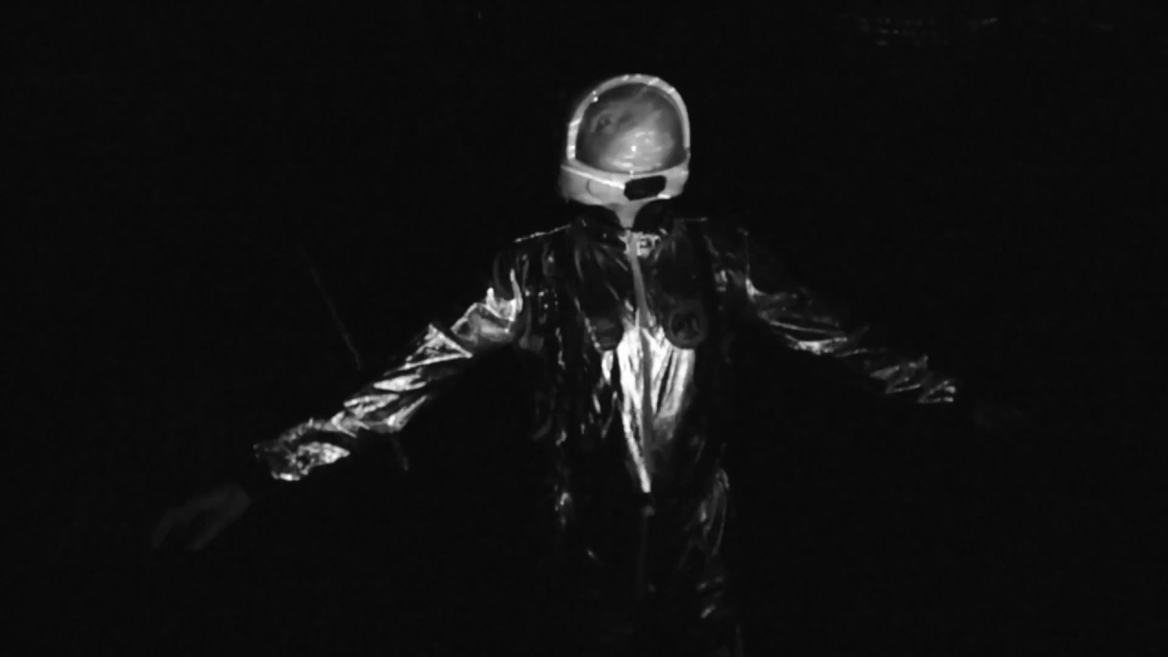 Plastic Mermaids - Floating In A Vacuum - YouTube