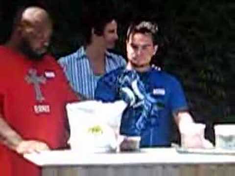 projectial vomit on LIVE fear factor - YouTube