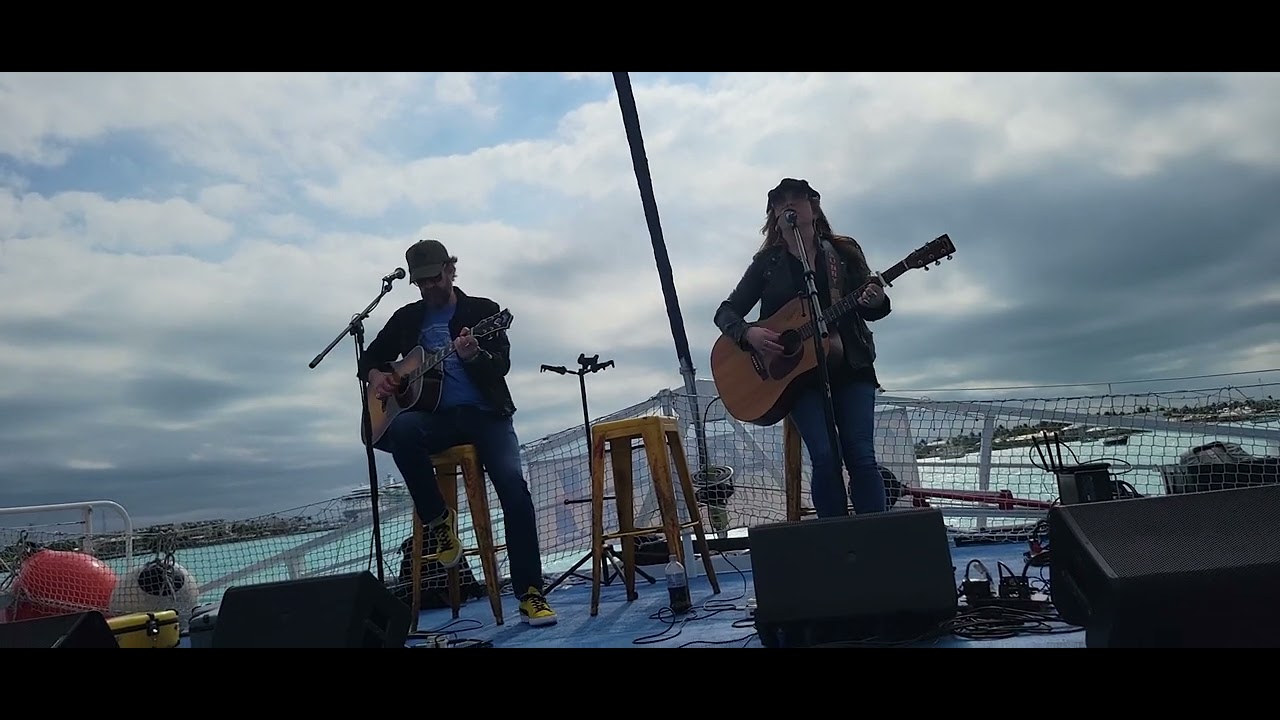 Bad Girl Phase - Sunny Sweeney - Mile0Fest 2023 - YouTube