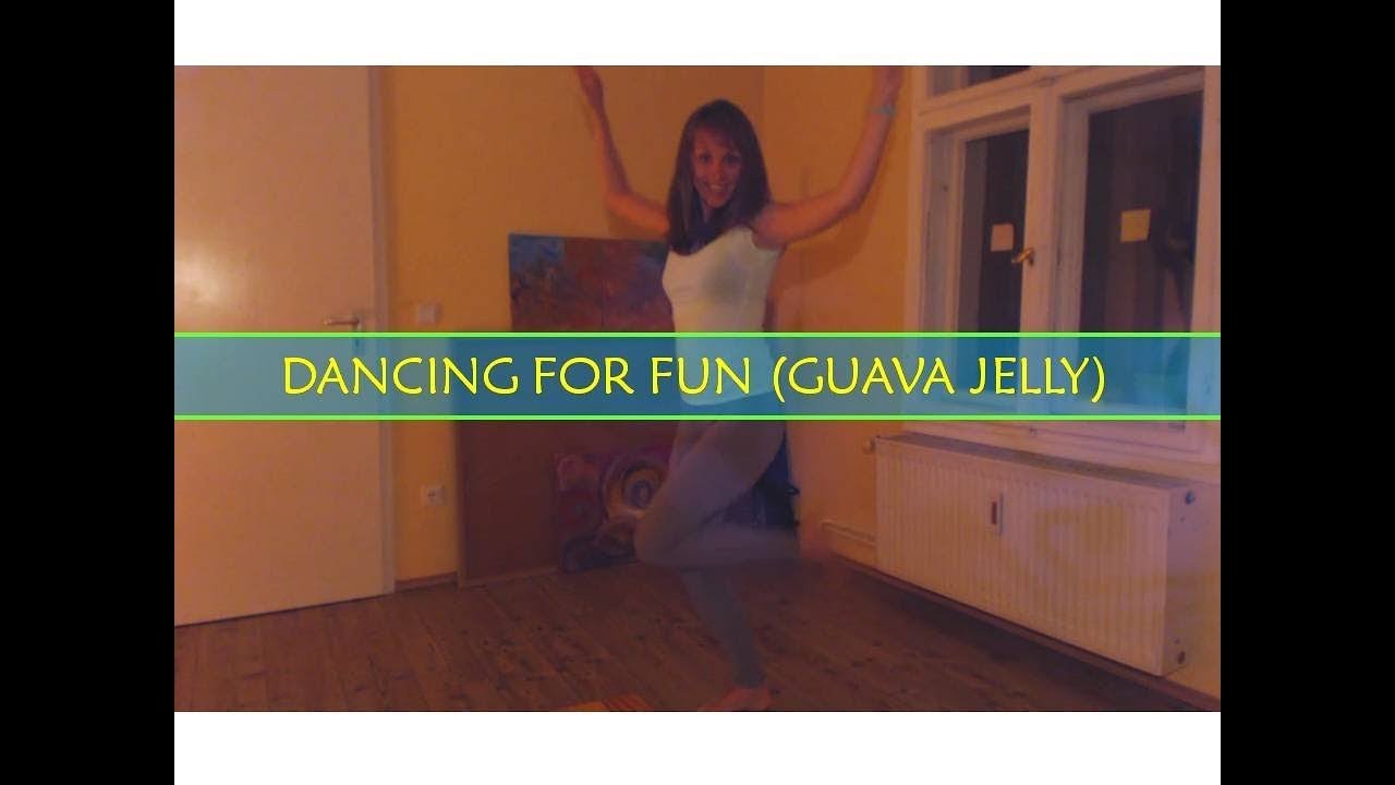 DANCING TO "GUAVA JELLY" (KA'AU CRATER BOYS) - YouTube