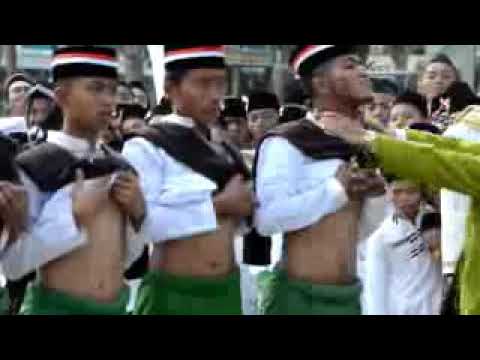 Tahan Bacok# Santri Kebal Bacok# - YouTube