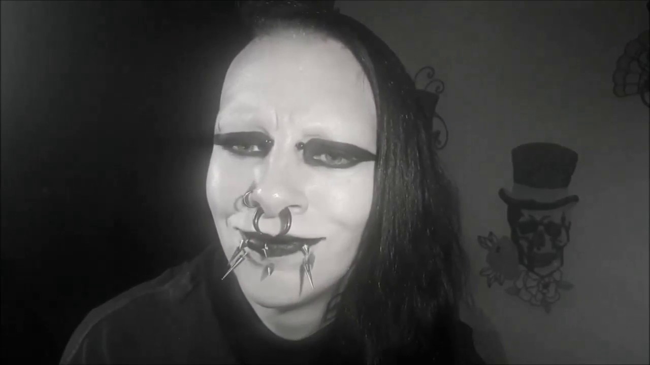 Gothic Dee Hand Tossed Sploofs - YouTube