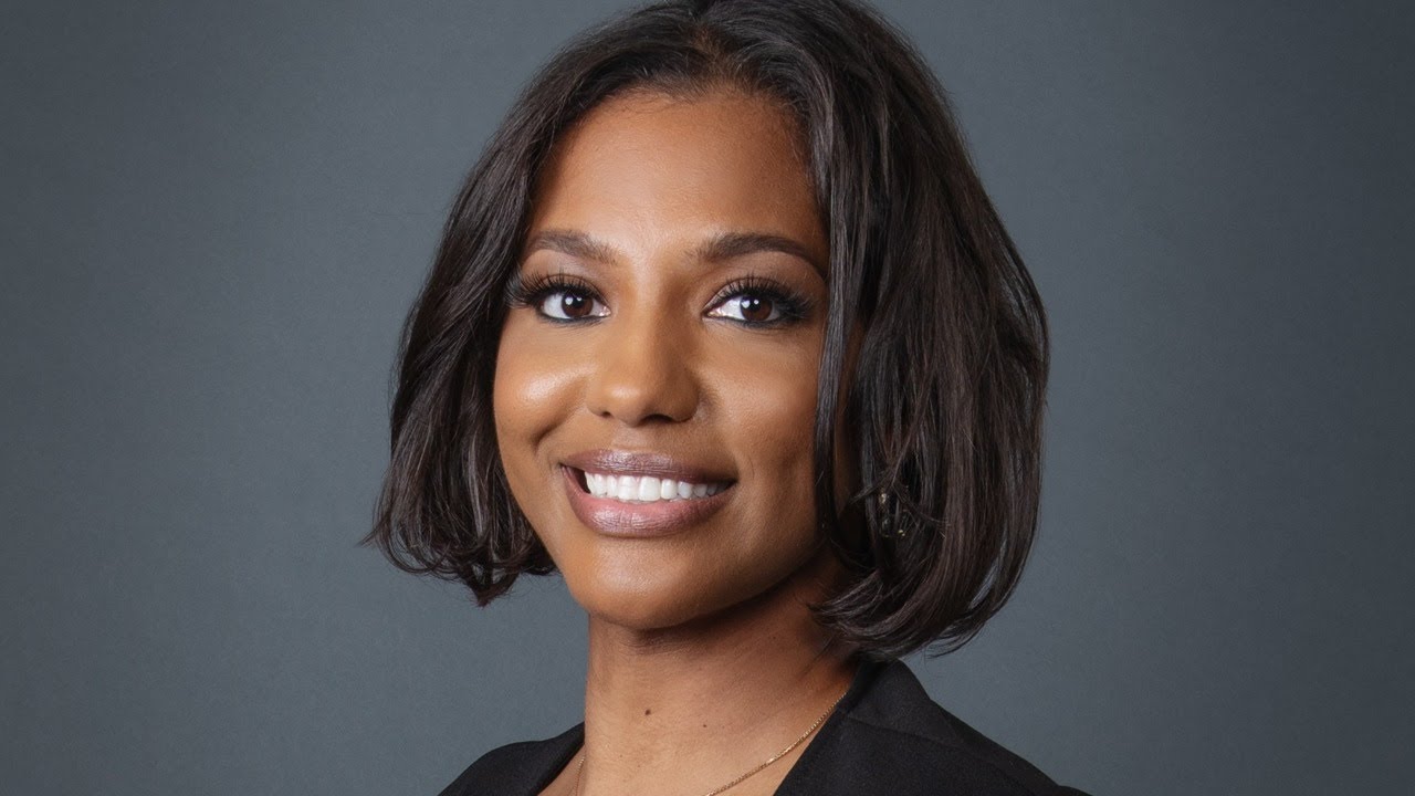 Ready to love Review| Light skin wins again | Darkism Rashida Strober ...