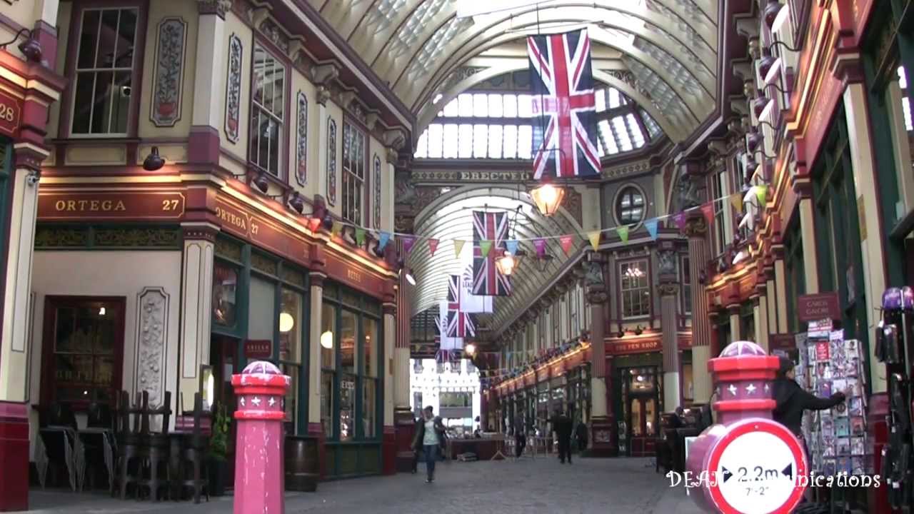 The City of London - A City Within A City - YouTube