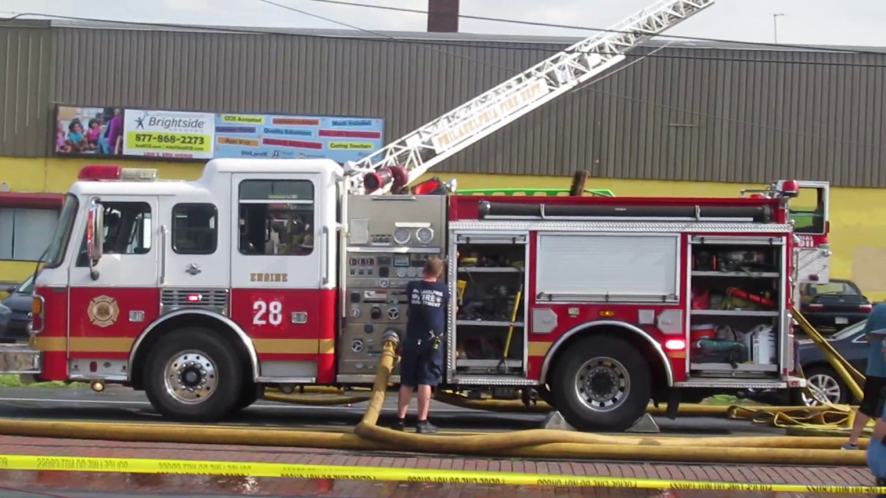 Philadelphia Fire Department Operating On Scene Of A 2 Alarm Fire At ...