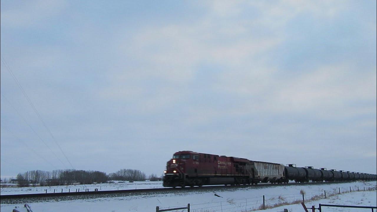 Rare! KCSM! CP 8721 Leads 575 Ft. KCSM 4554!! - YouTube