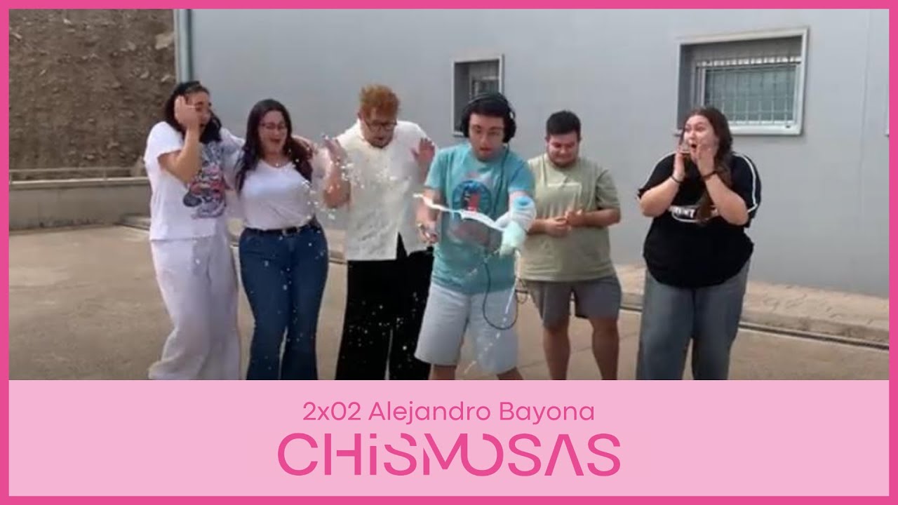 Un capítulo mágico | Las Chismosas 2x02 Con Alejandro Bayona - YouTube