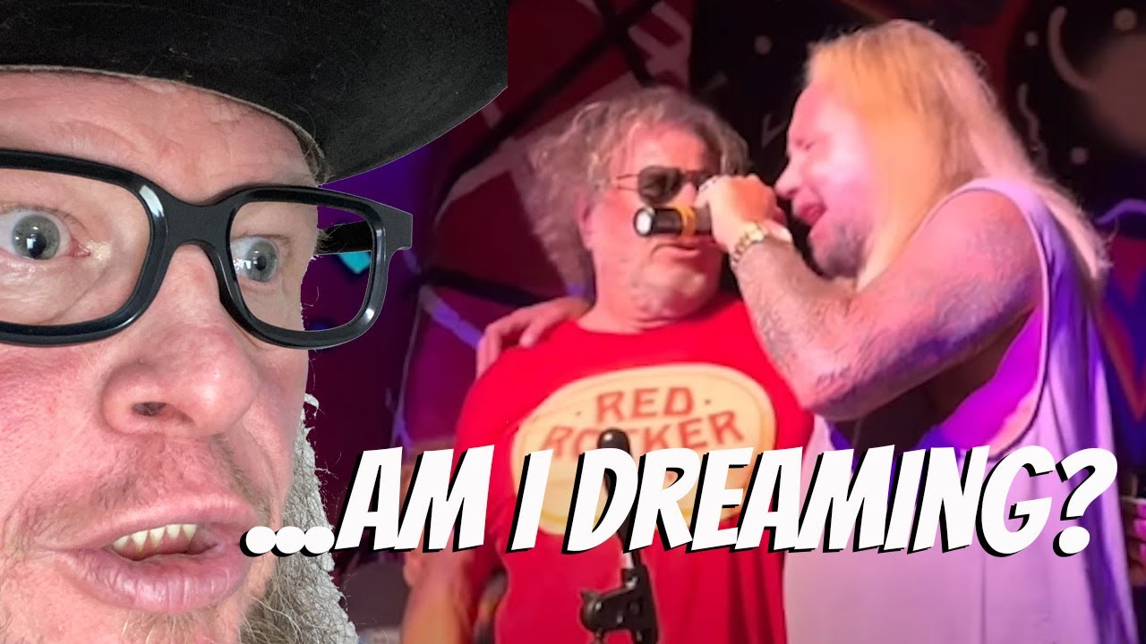 Sammy Hagar and Vince Neil sing Smokin' in the Boys Room together? YES ...