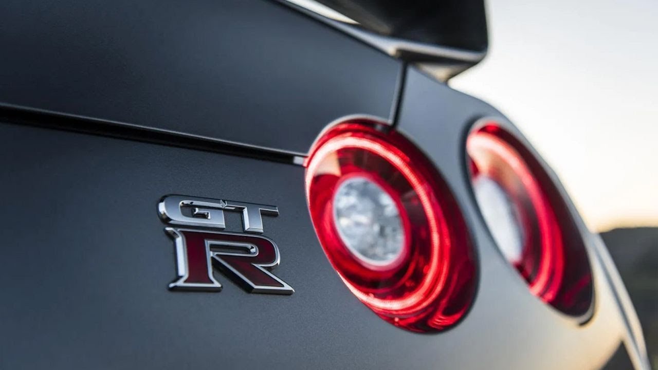 Nissan GT-R Cinematic Drive – Total Control -- ORG3S - YouTube
