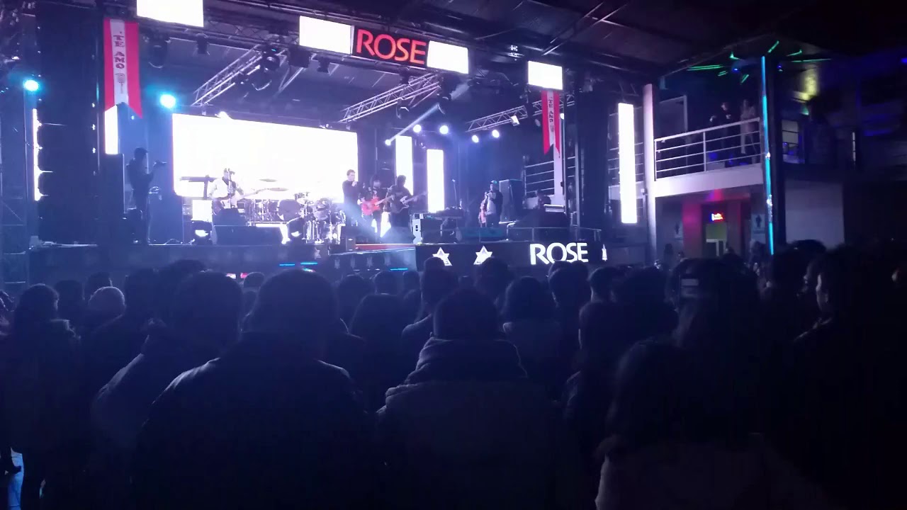 CLÉRIGO - LEJOS DE CASA (EN VIVO DISCOTECA ROSE JULIACA 2019) - YouTube