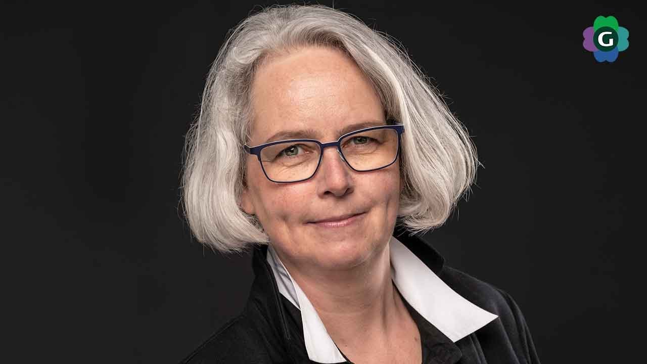 Simone Goosen: "Tolken moeten nú terug in de zorg, ieder mens heeft ...