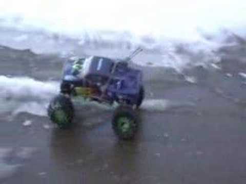 Axial Scorpion Ax 10 Action in Donzdorf - YouTube