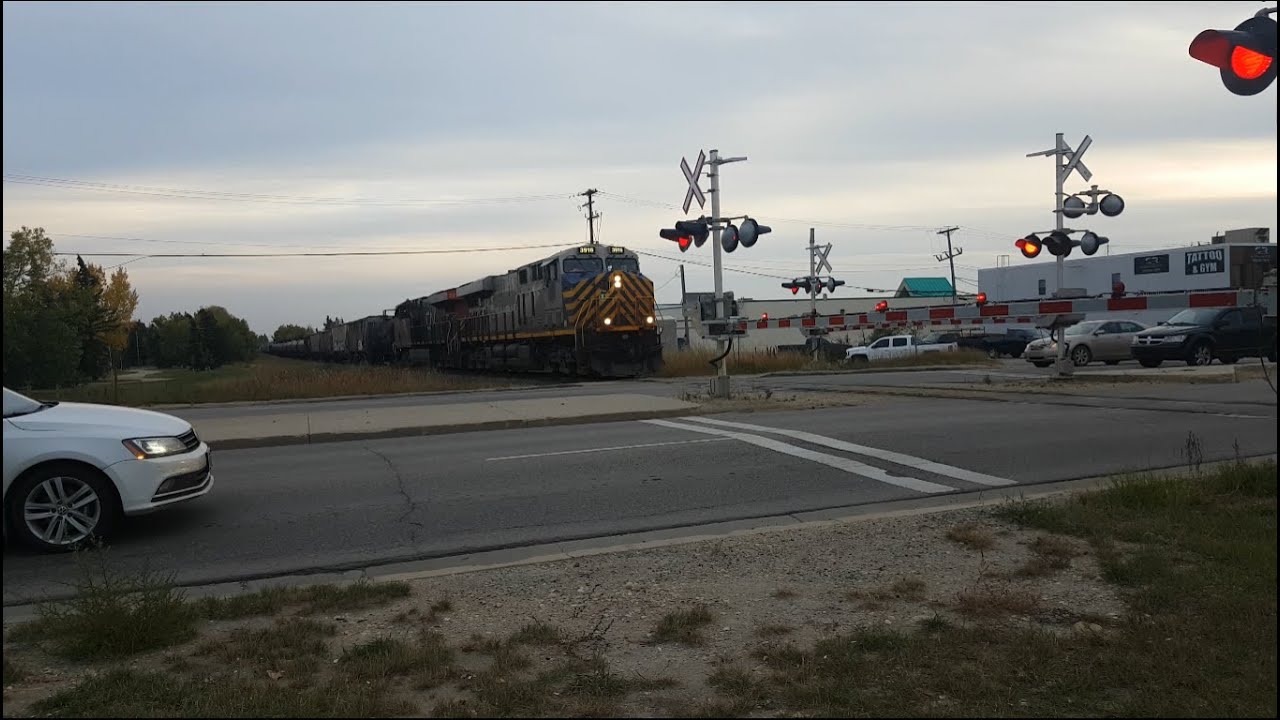 CN 3916 Leads A Northbound Local - YouTube