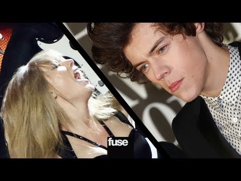 Taylor Swift Avoids Harry Styles & Performs \