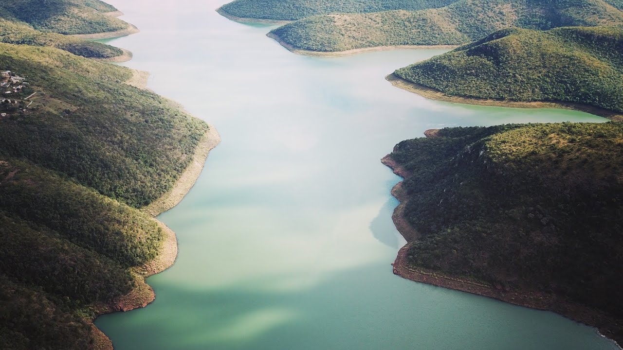 Drone over Jozini dam - South Africa (fugletproadventures) - YouTube