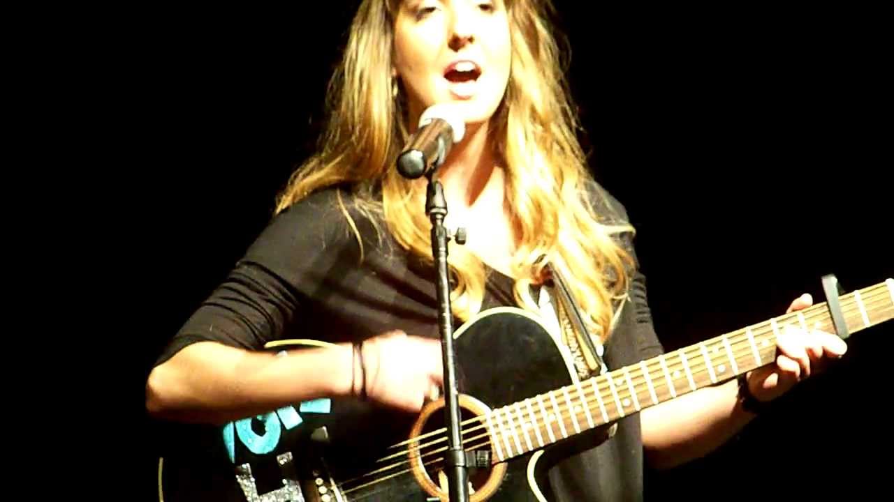 Morgan Alexander performing LIVE for 2013 Miss BC! - YouTube