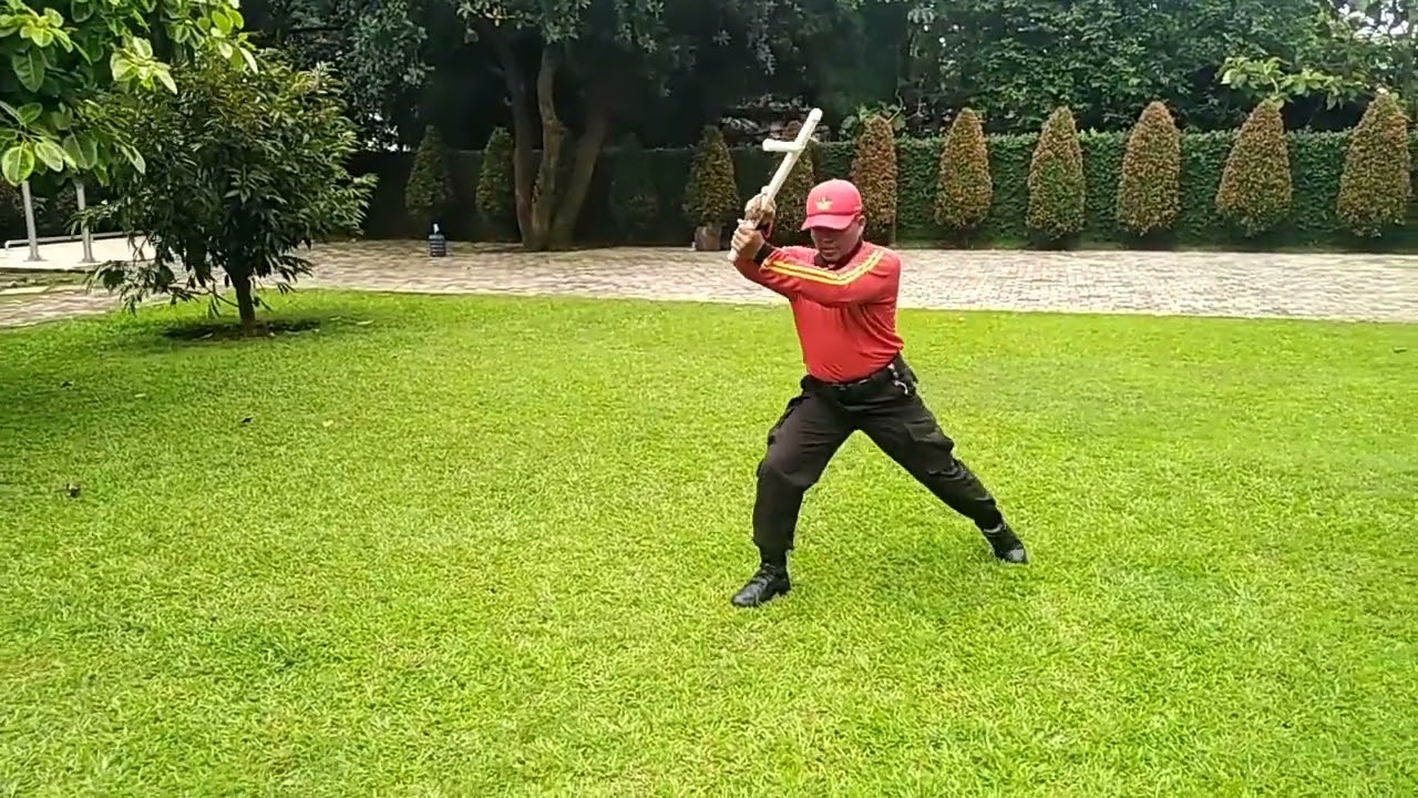 Senam Tongkat Leter T 21 Gerakan WIRAGARDA TRAINING ACADEMY - YouTube