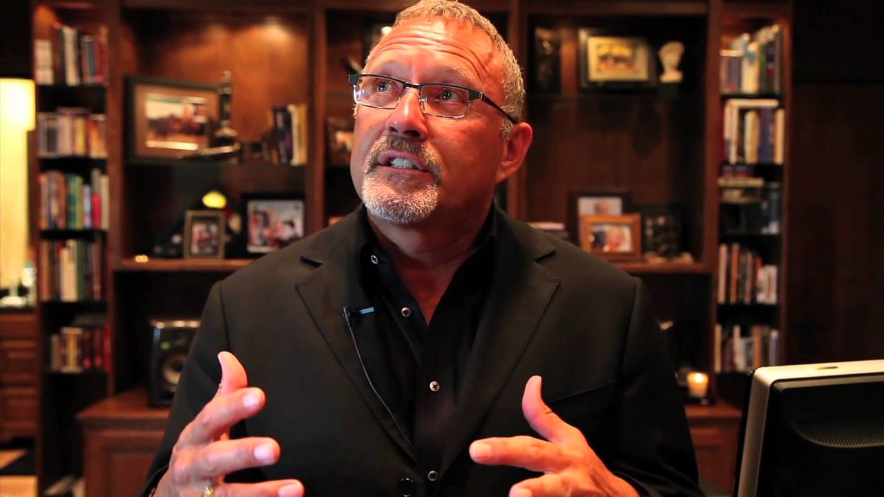 Bishop Gary Oliver: Sunday Morning Recap (09.02.2012) - YouTube