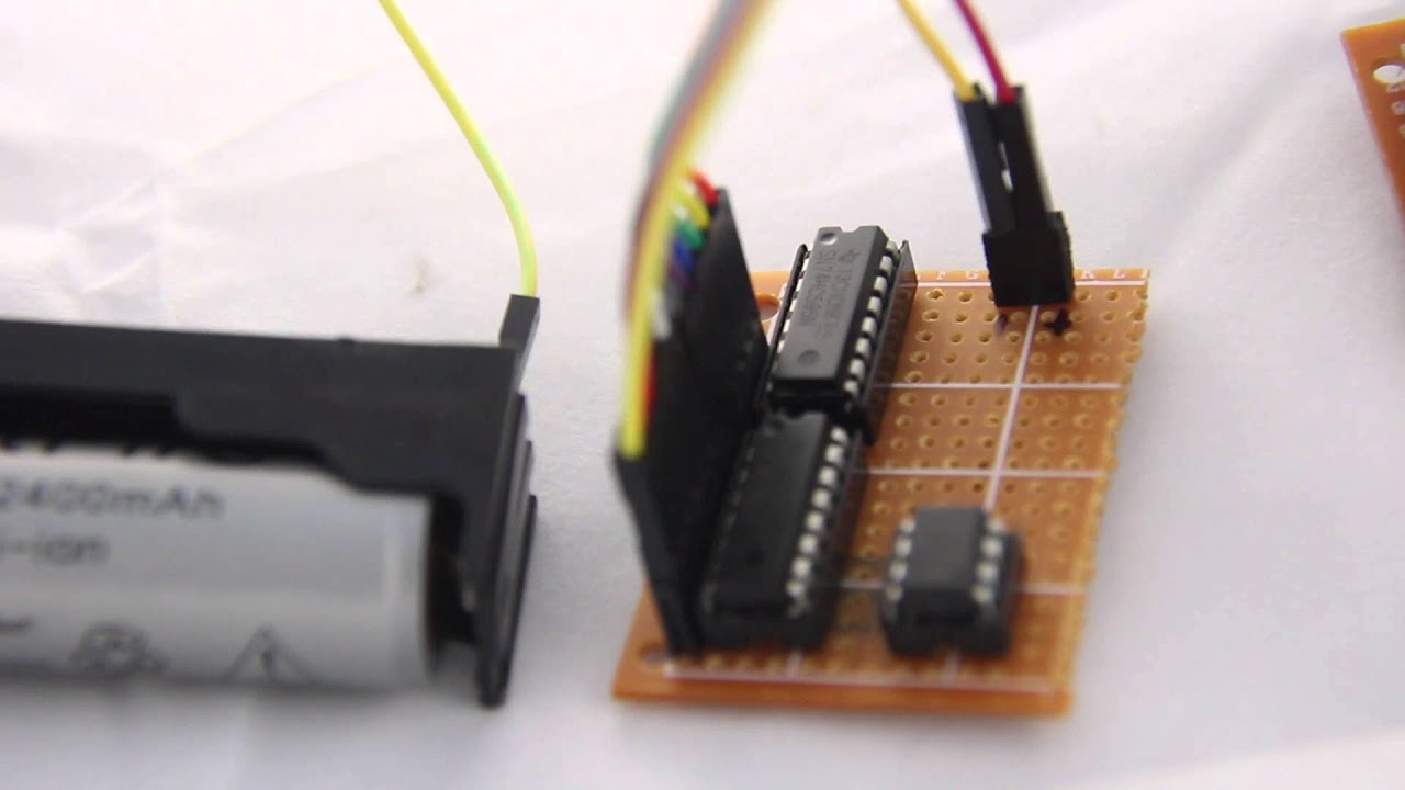 20.05.2014 3x3x3 LED Cube with ATtiny85 (proper) - YouTube