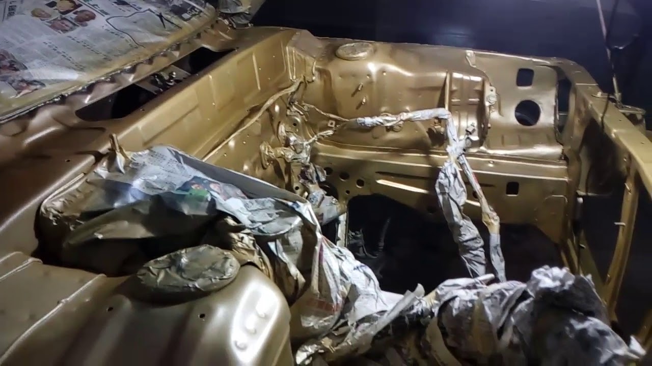 Engine bay colour gold - YouTube