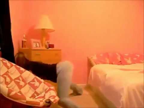 Booty Dancing in Tight Jeans