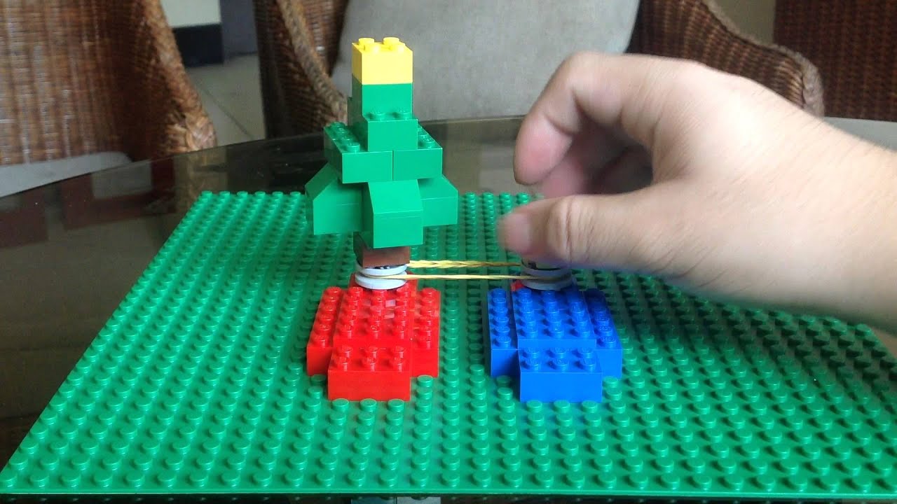 Rotating Christmas Tree LEGO - YouTube