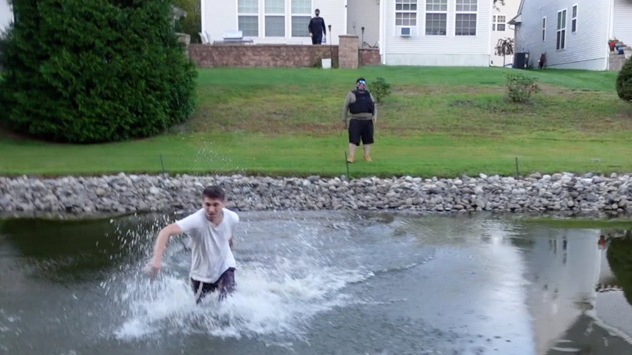 If you see this guy near your house RUN... 2 Guys broke into my house ...