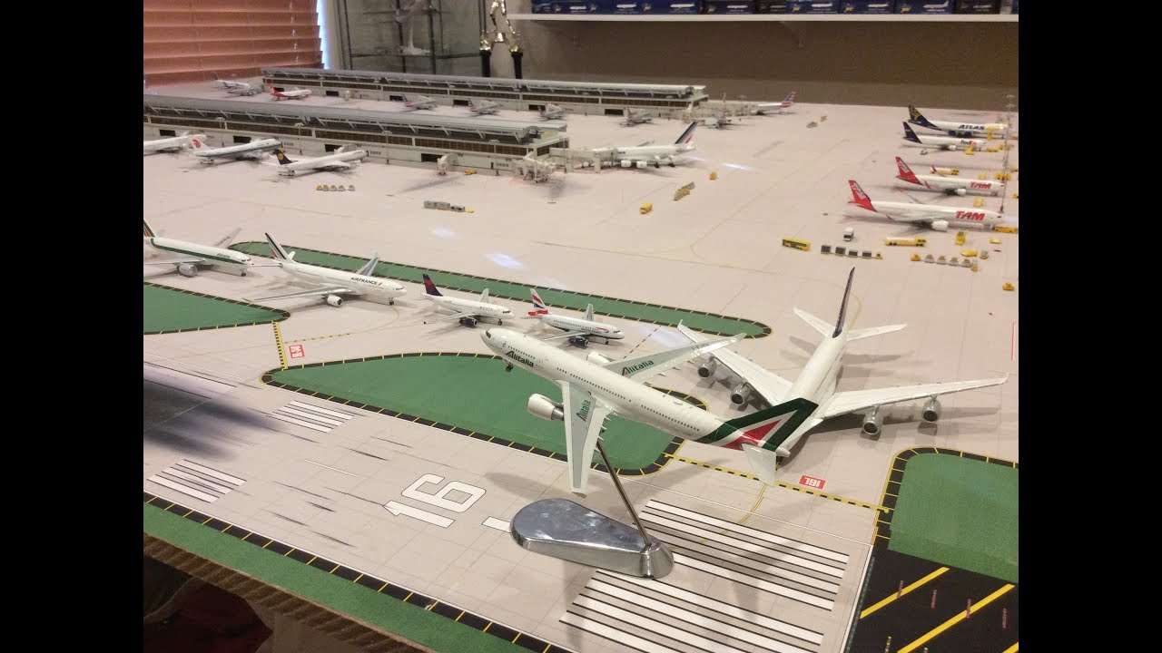 JFK 1:400 model airport 4:00pm-4:30pm operations update - YouTube