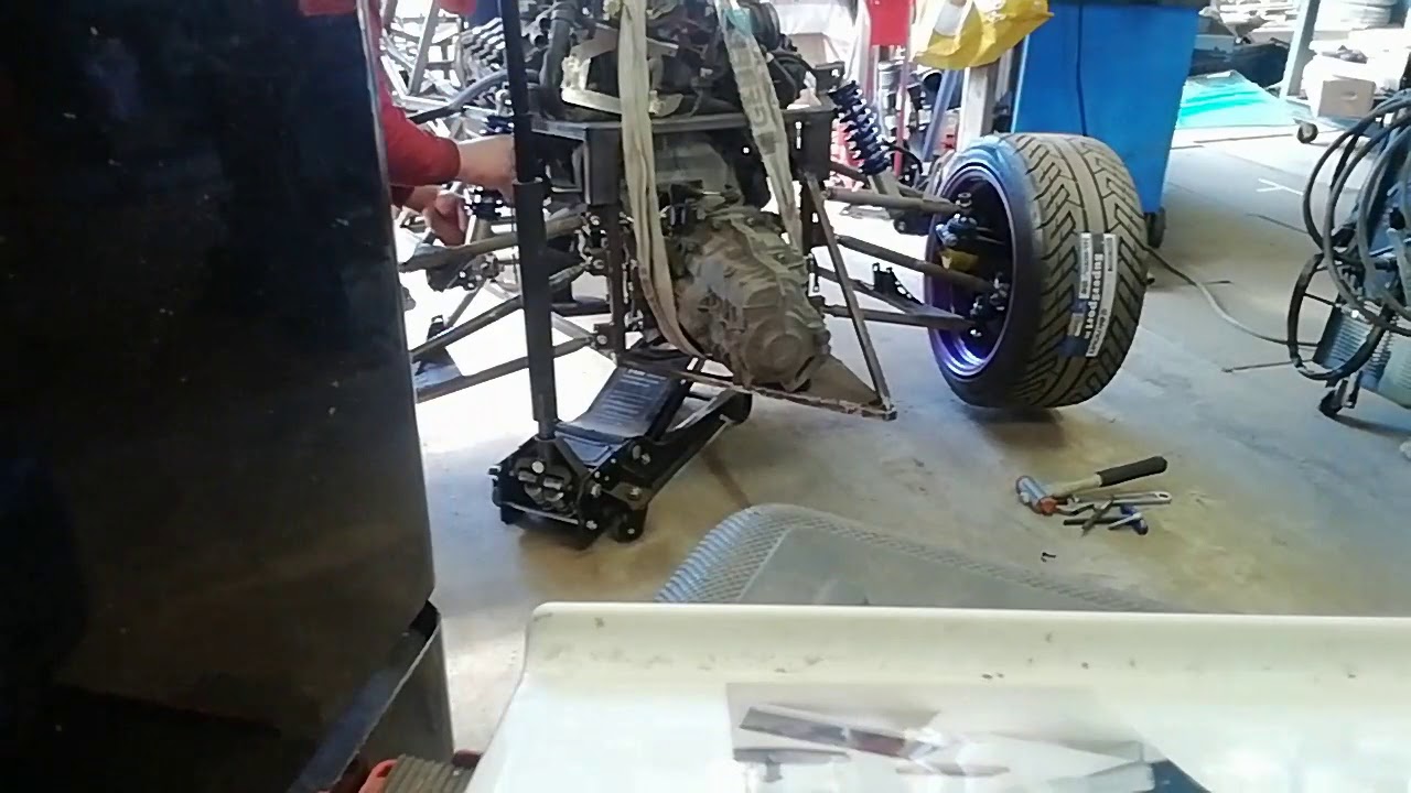 Changing spring rates on mid engined race car - YouTube