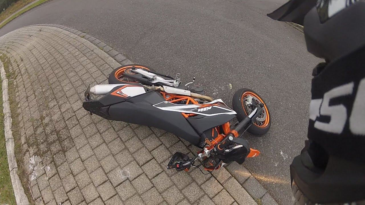 "Not my day" | Little crash - KTM 690 SMC-R - YouTube