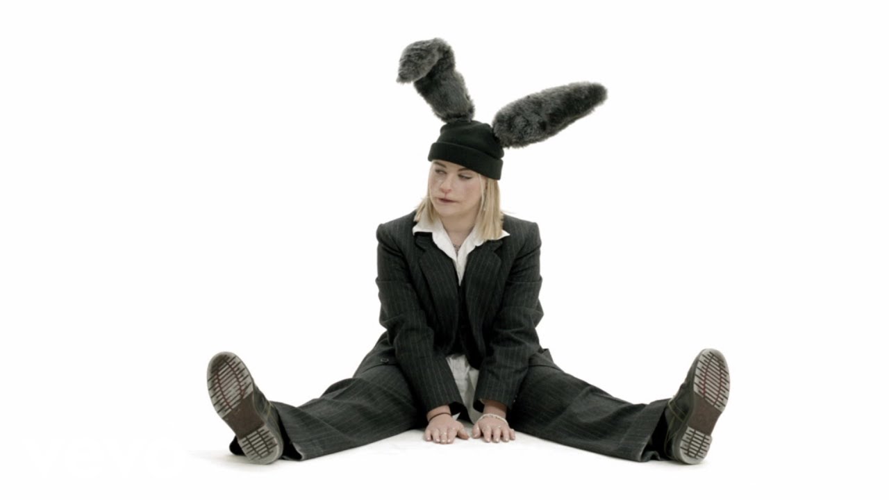 Tyne - Run Little Rabbit Run - Official Video - YouTube