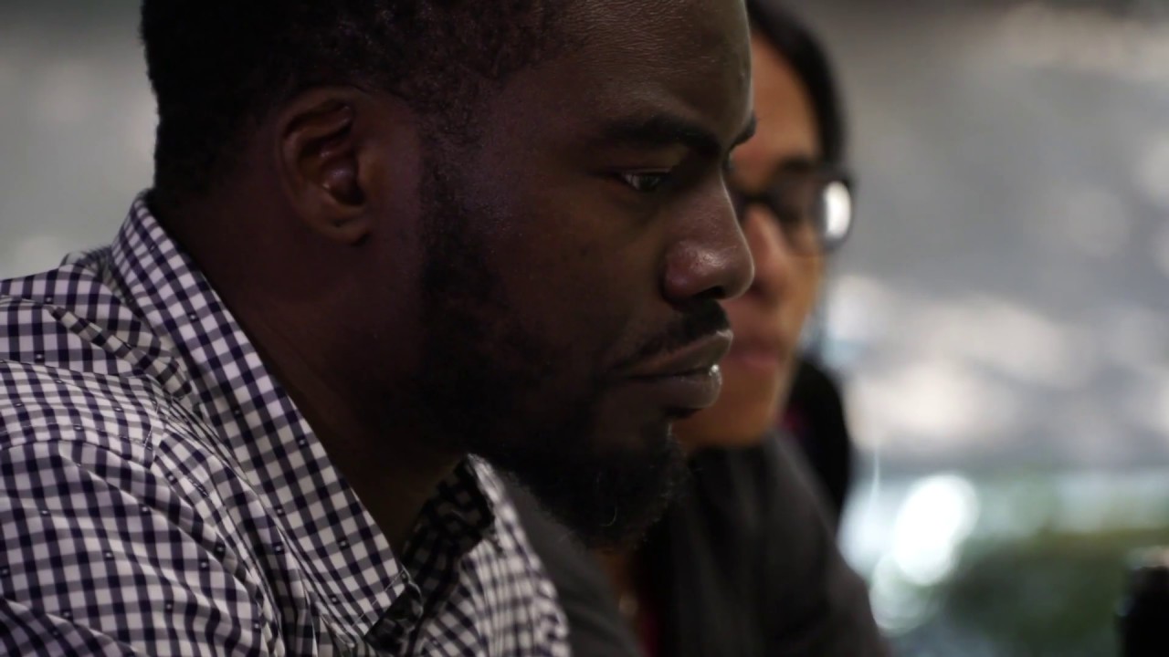 Day in the life of a Data Engineer - YouTube