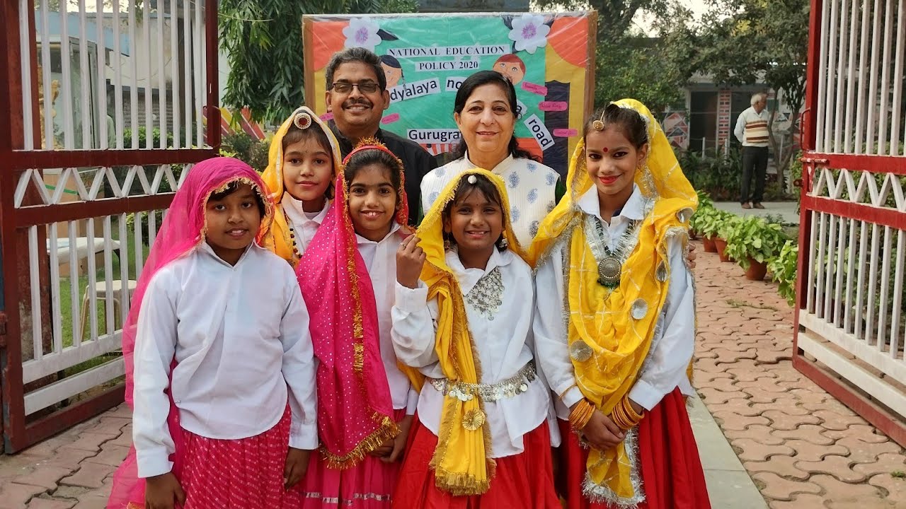 School hamara school - YouTube