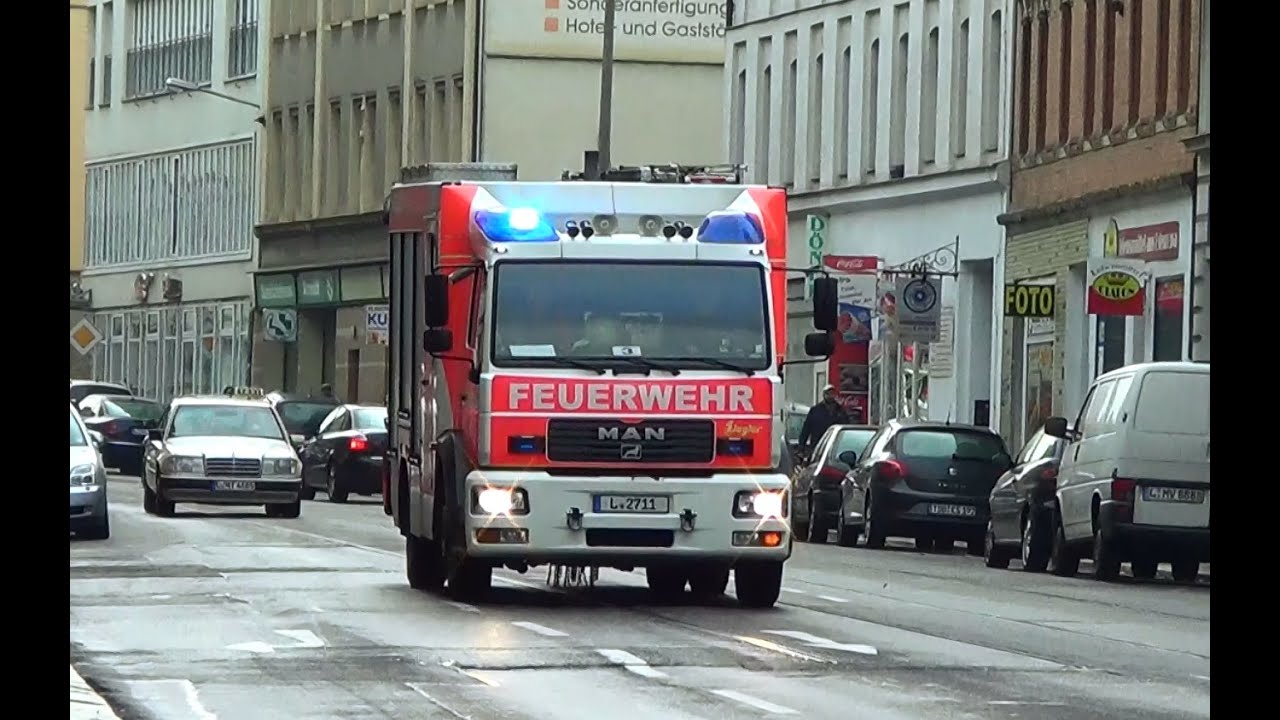 German fire engine responding with 2-tone martin air horns | HLF BF ...
