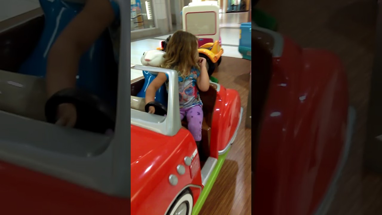 Stuart Little ride - YouTube