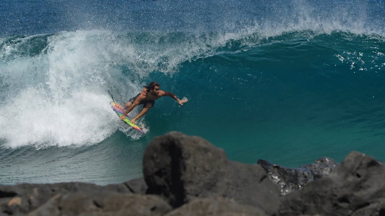 Summertime Surf On The North Shore - YouTube