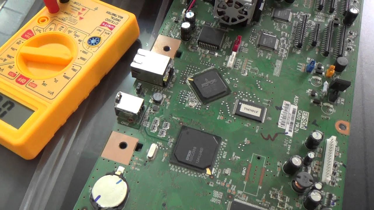 SS TF U7880 MR 0020A How to Test the F8 Fuse on the Main Board - YouTube
