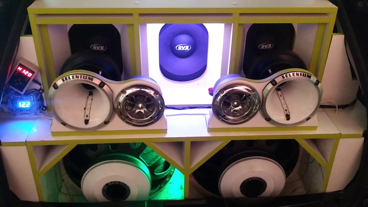 SDS 2.7k tocando funk na caixa Euclides médios qvs de 10 400 - YouTube