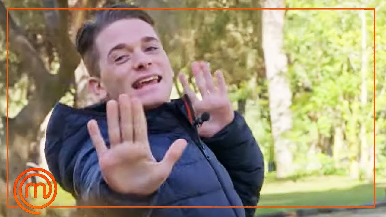 ¡Así es el baile viral de Luca! | MasterChef 11 - YouTube