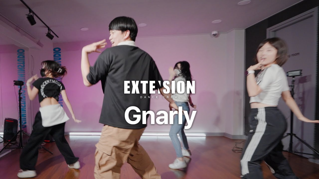 캣츠아이 KATSEYE - Gnarly - YouTube