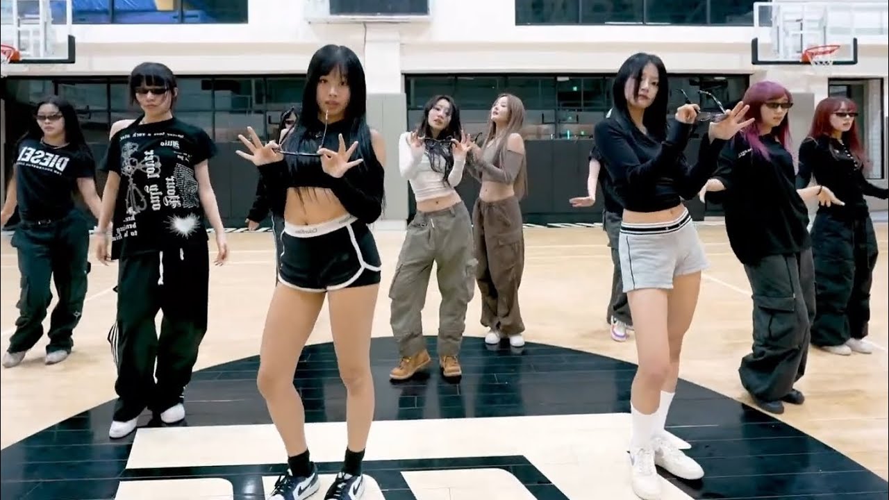 KISS OF LIFE-IGLOO(dance practice mirrored) - YouTube